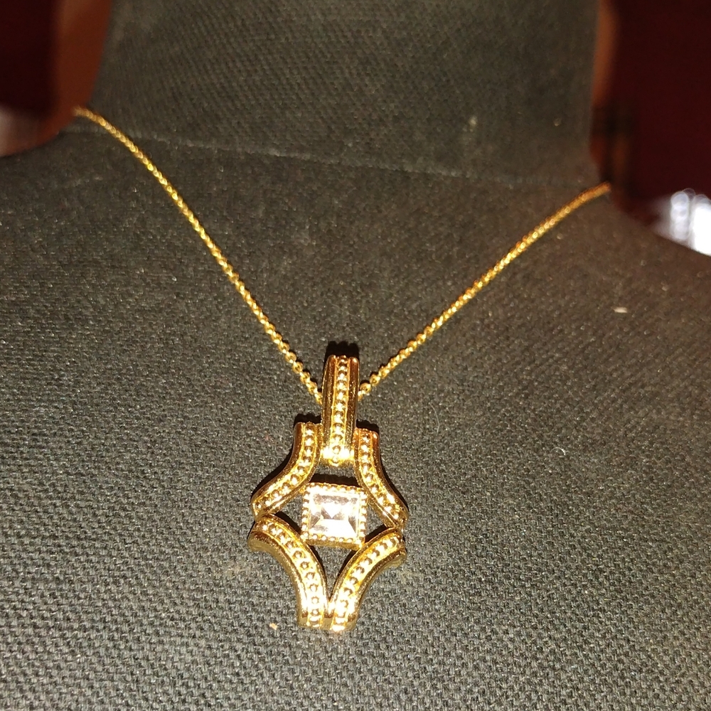 Authentic Swarovski Gold And Diamond Necklace - Gem